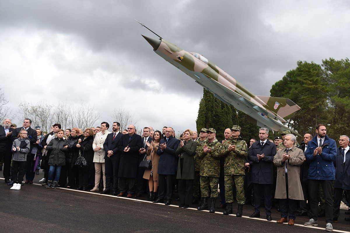 U Puli svečano otvorena vojarna Hrvatski branitelji Istre