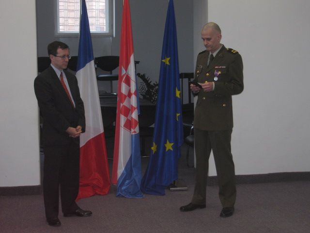 Lieutenant Colonel Ivo Martinic receives French military medal - MORH