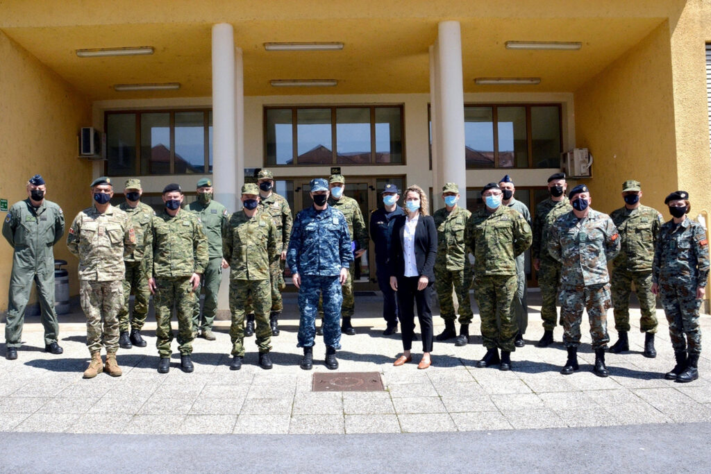 Admiral Hranj održao predavanje polaznicima Ratne škole - MORH